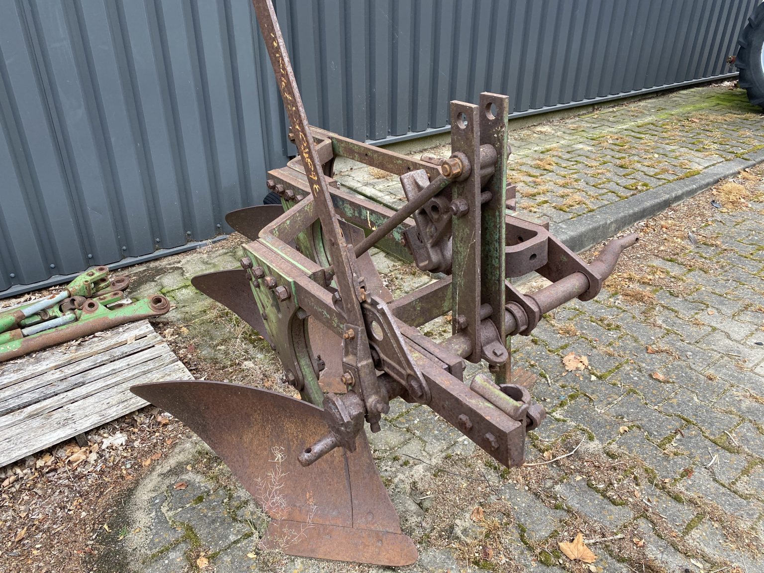 John Deere 3 schaar ploeg – Van Lenthe Restorations